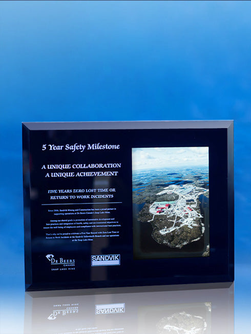 Wall Plaques – Eclipse Awards | Canada