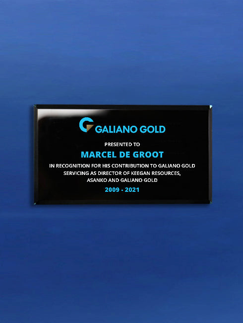 Black Glass Museum Plaque - Cosmo Print